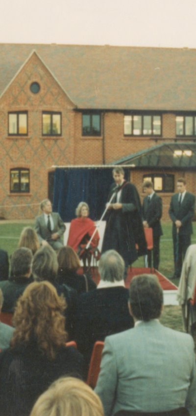 #33 - 1990 | Shiplake College